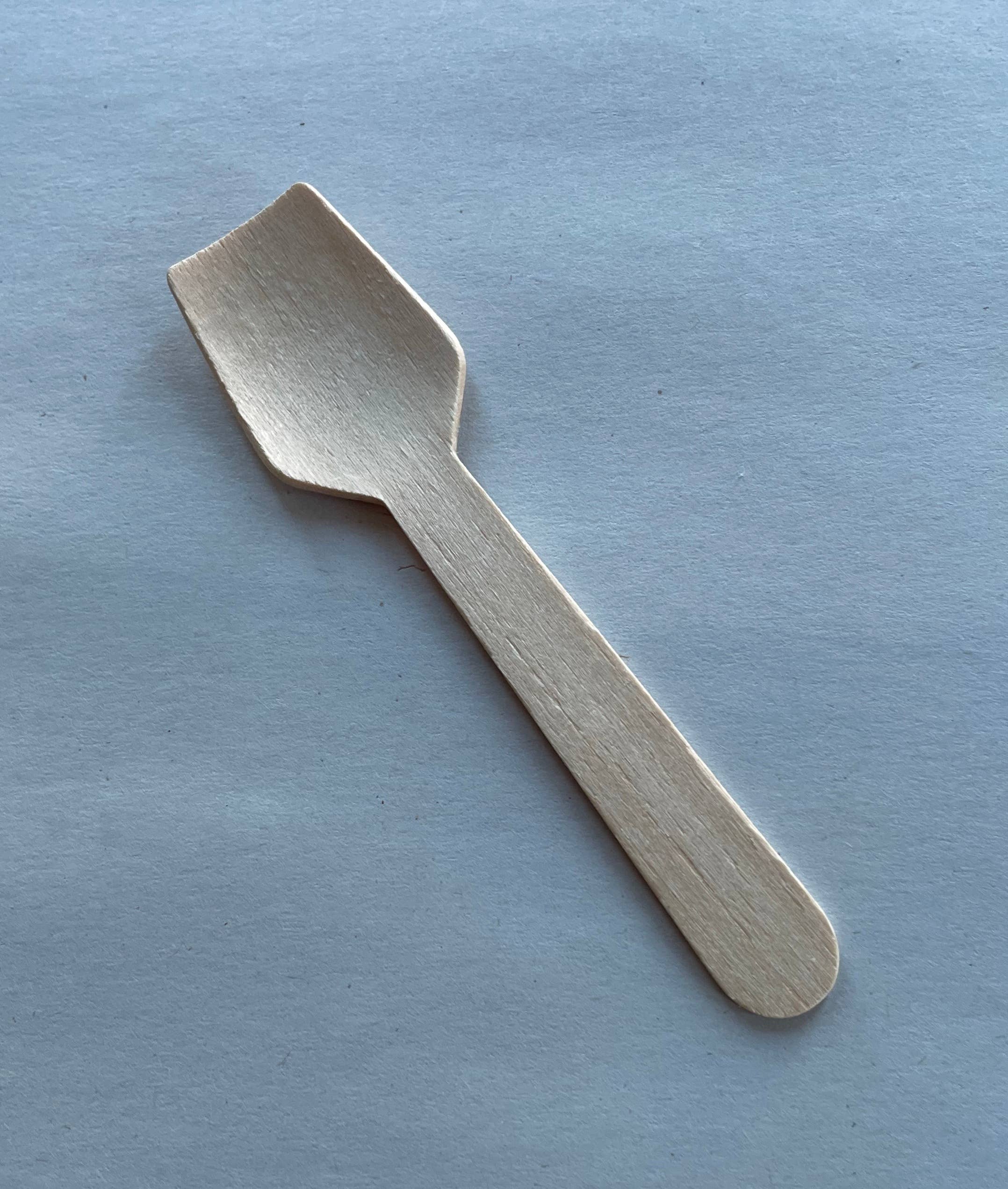 Mini Lip Bam making Kit -Makes 2 - 95% plastic free | Caribou Gifts Inc.